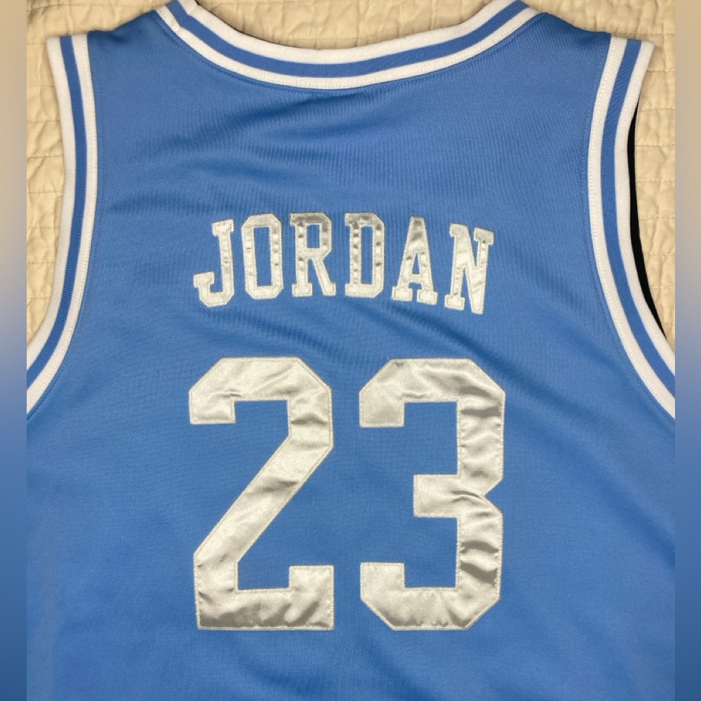 University Of North Carolina Michael Jordan Basketbal… - Gem